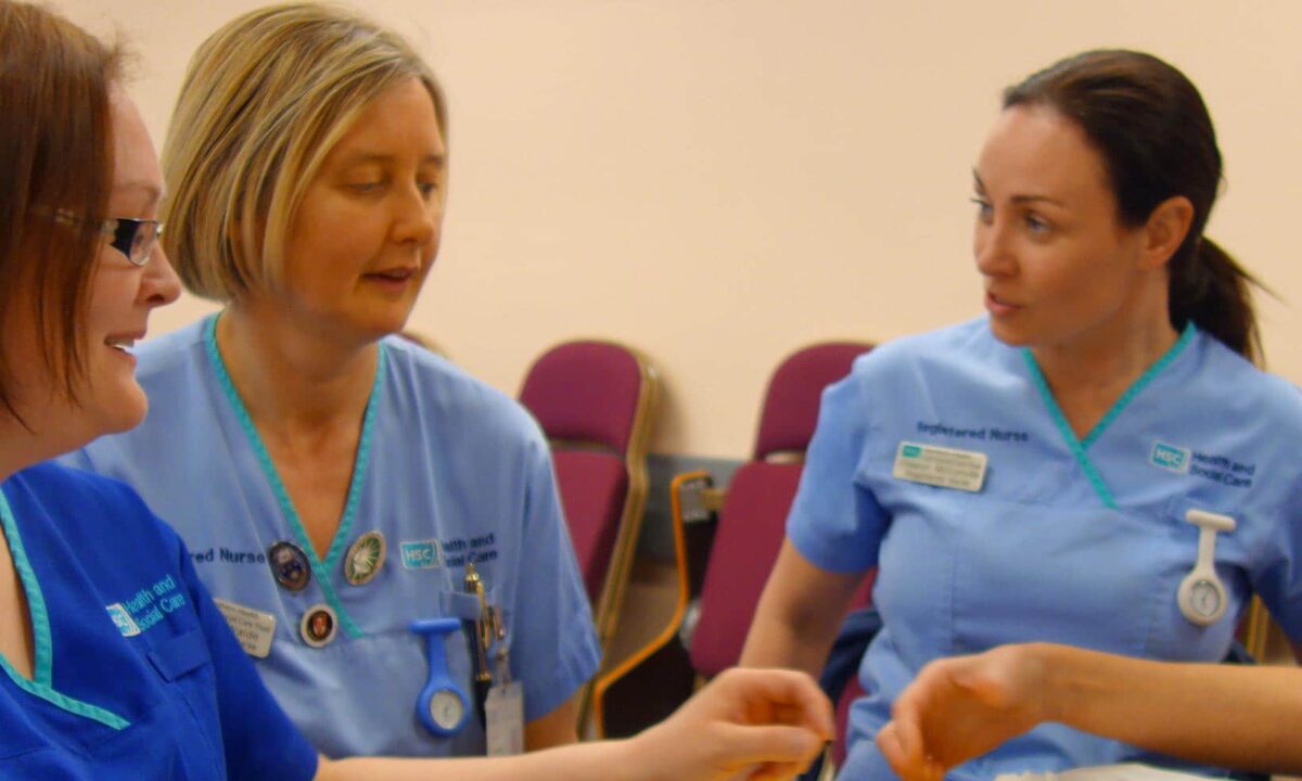 Nurse study group – The Queen's Institute of Community Nursing